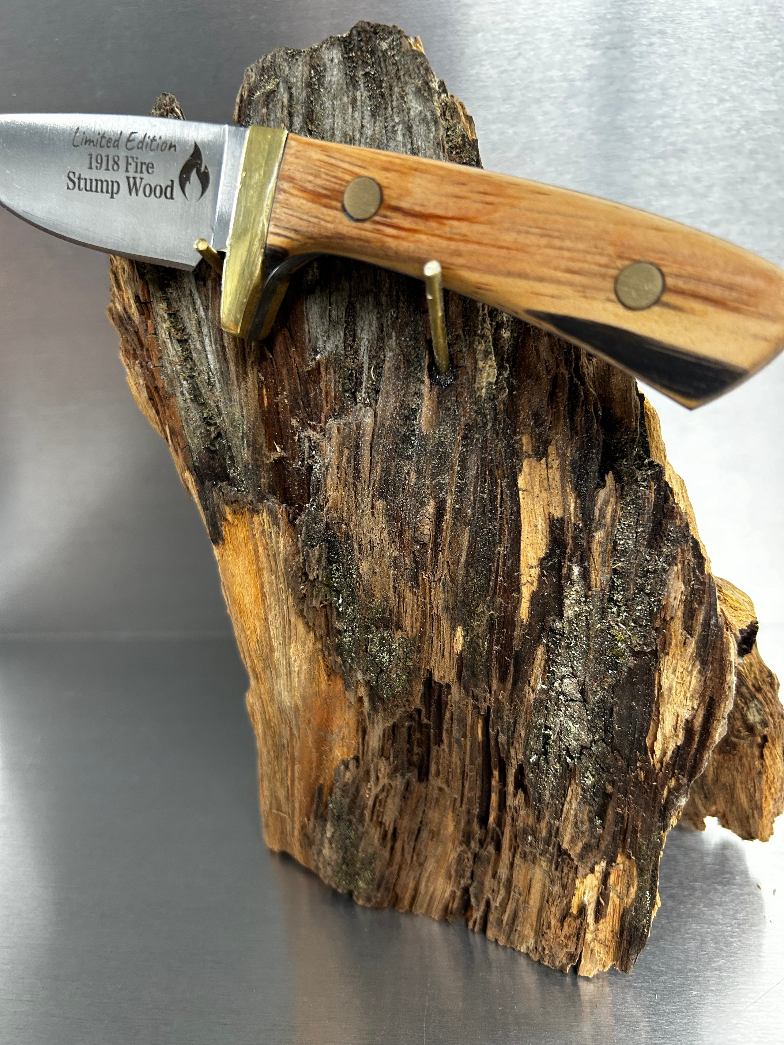 1918 Fire Stump Wood Knife | Northern Edge Knives